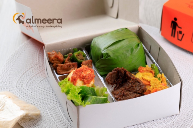 Aqiqah Nasi Box: Tradisi Islami dalam Paket Praktis - Aqiqah Almeera
